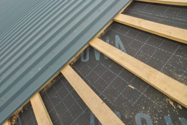 5 Benefits of Peel and Stick Roof Underlayment - Harbor Roofing - Best ...